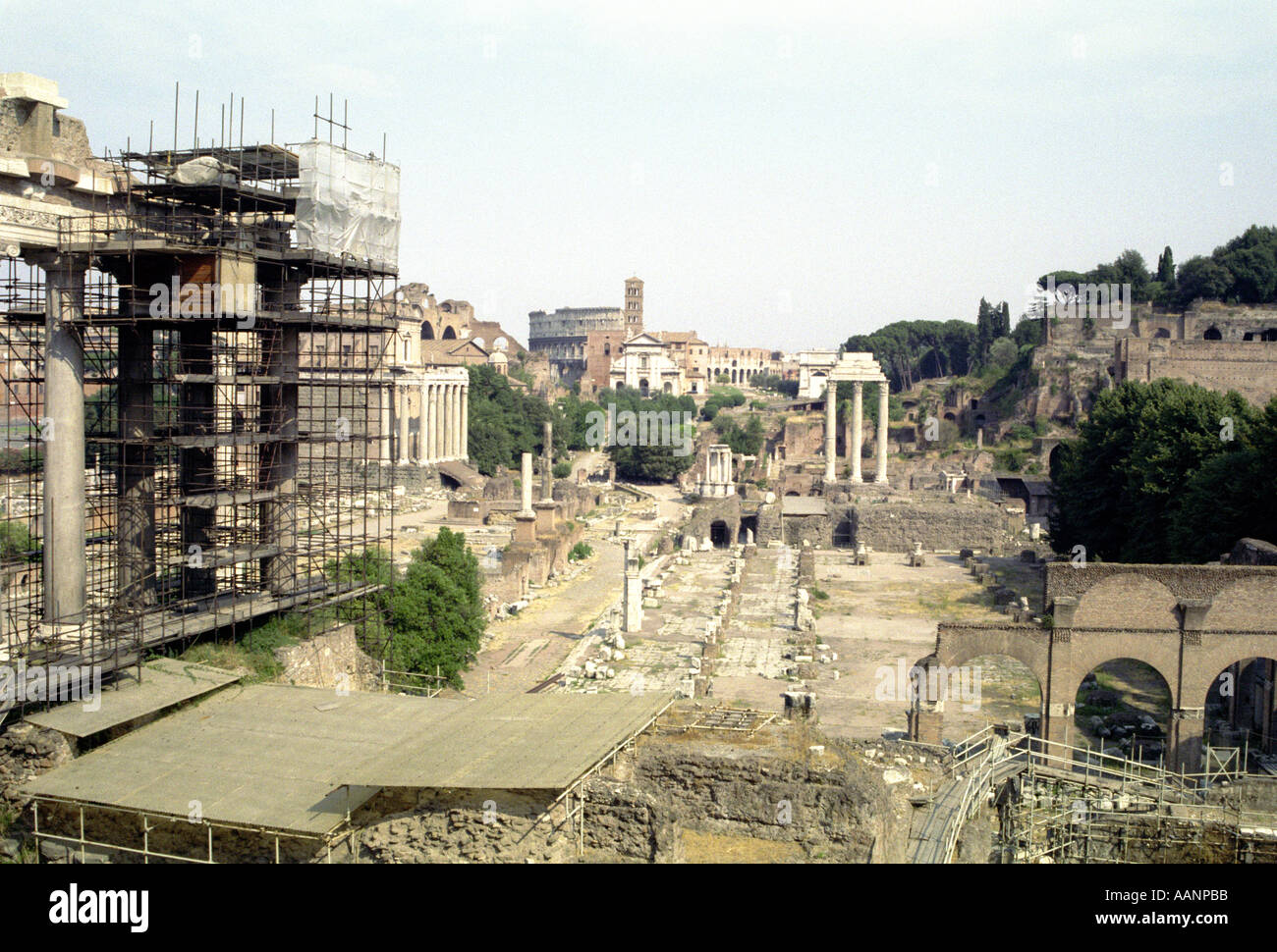 Roman forum 1990s hi-res stock photography and images - Alamy