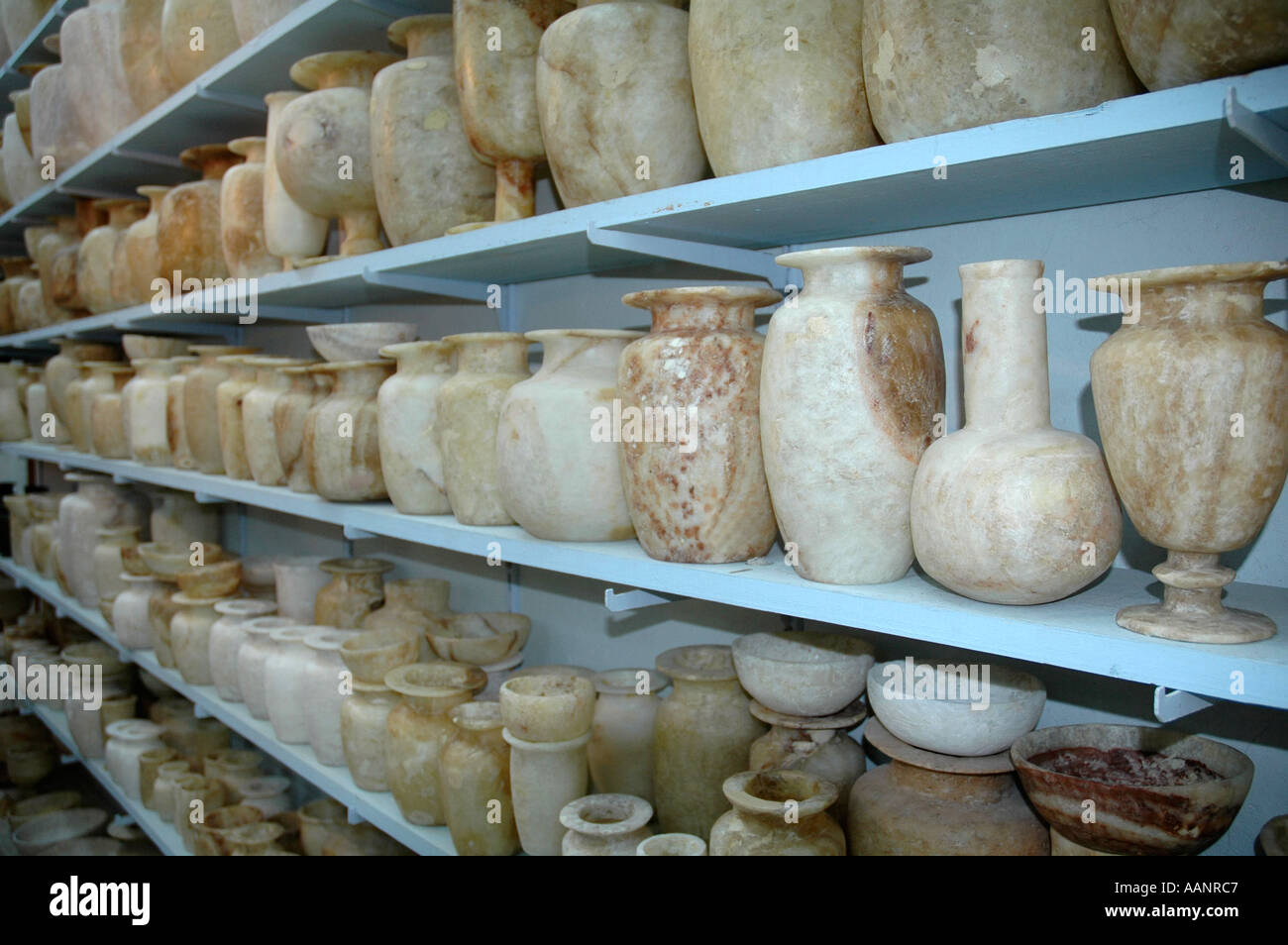 Egypt Alabaster Shop High Resolution Stock Photography and Images - Alamy