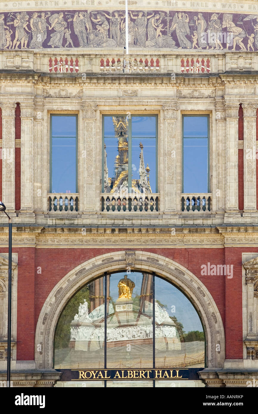 Reflection of the Albert Memorial in the windows of the Royal Albert ...
