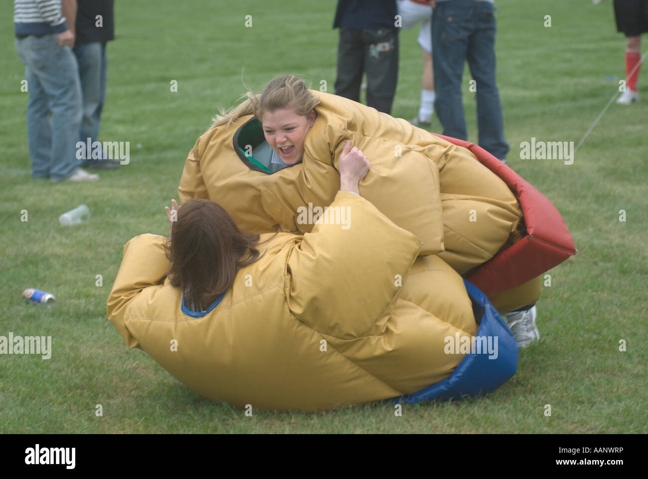 Sumo suit game hi-res stock photography and images - Alamy