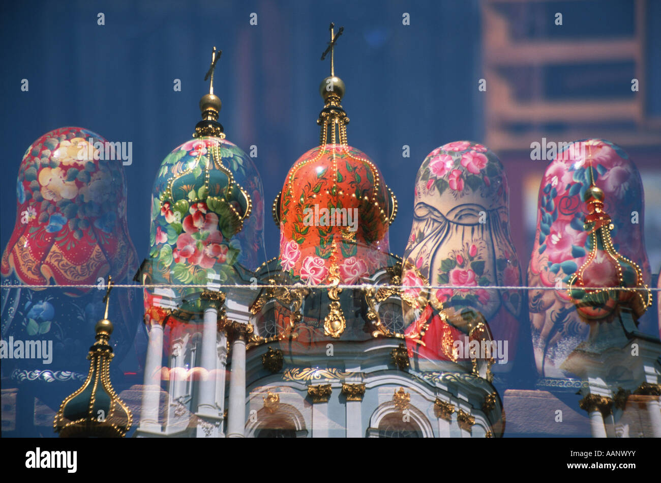 Mamushka with mirror image hi-res stock photography and images - Alamy