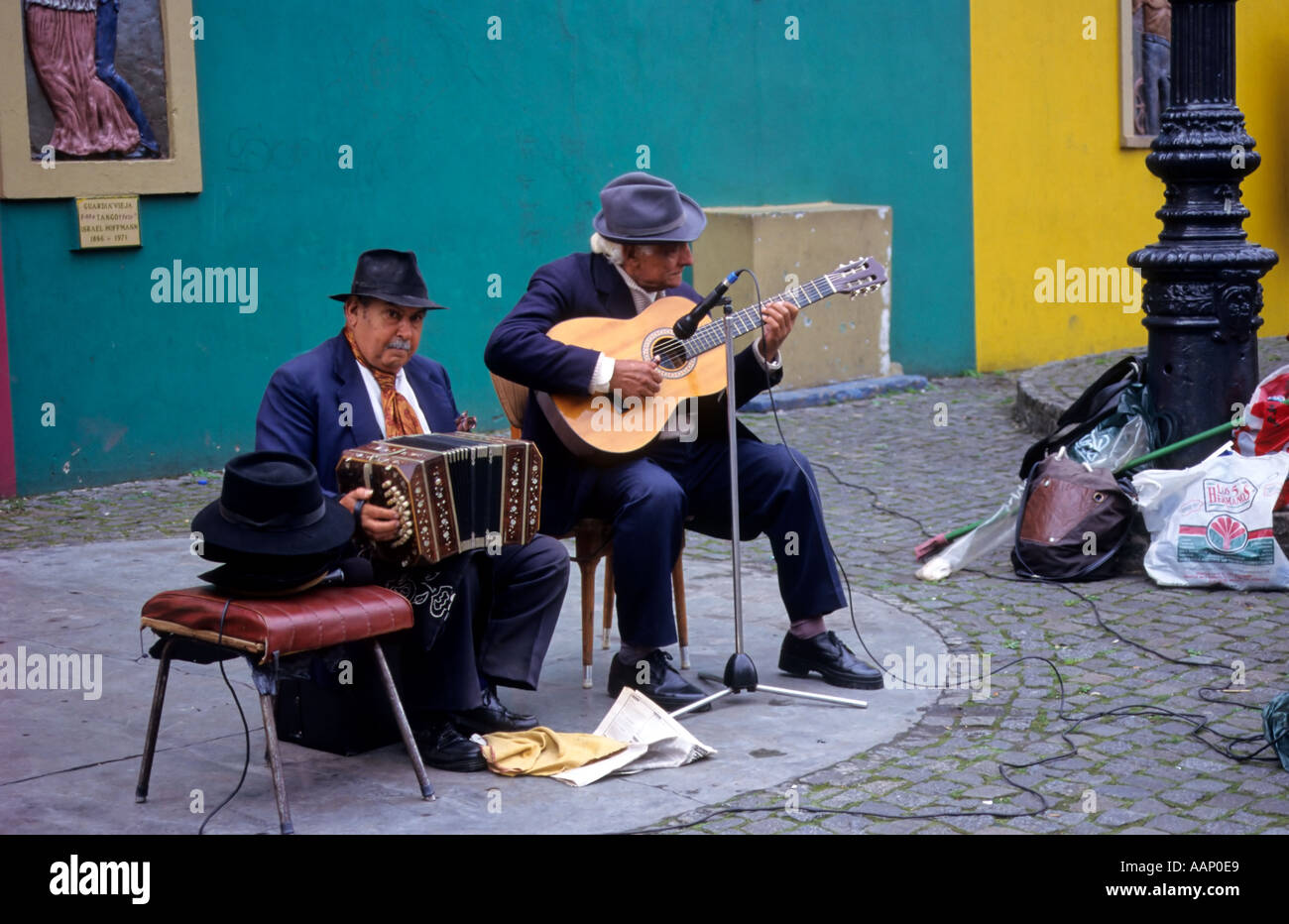 Argentinian musicians hi-res stock photography and images - Alamy
