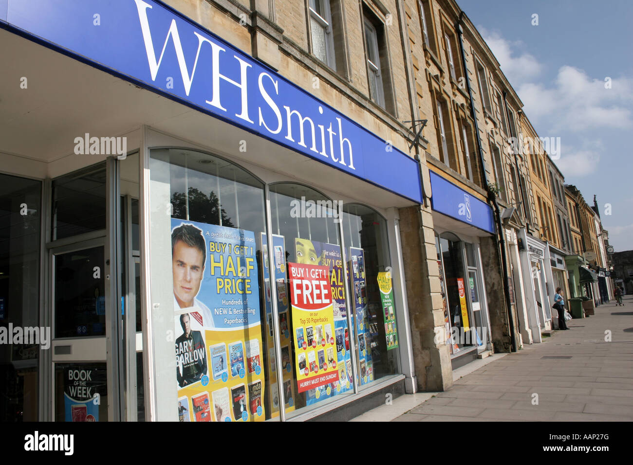 Wh smiths stationery hi-res stock photography and images - Alamy