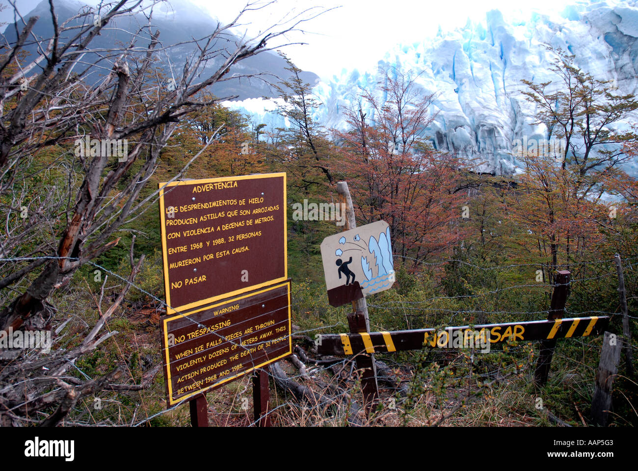 Argentina the Perito Moreno Glacier danger warning sign Parque Nacional ...