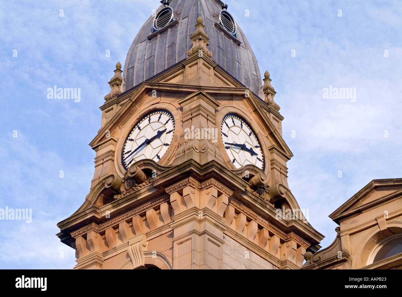 Stricklandgate kendal hi-res stock photography and images - Alamy