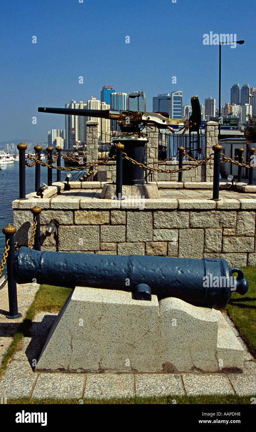 Noon day gun hong kong hi-res stock photography and images - Alamy
