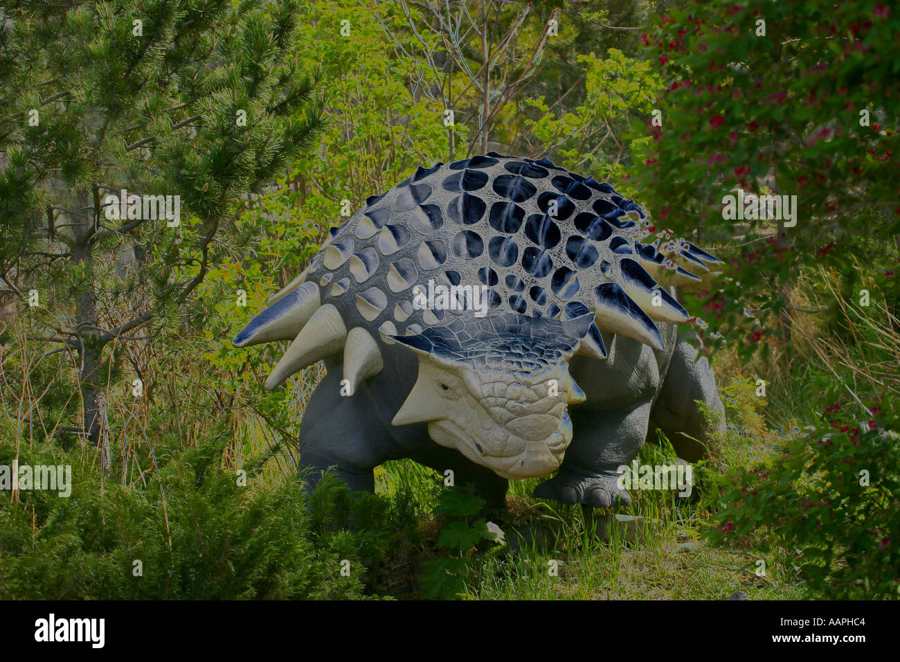 ANKYLOSAURUS Dinosaur Prehistoric Park animal sculptures inland sea and ...