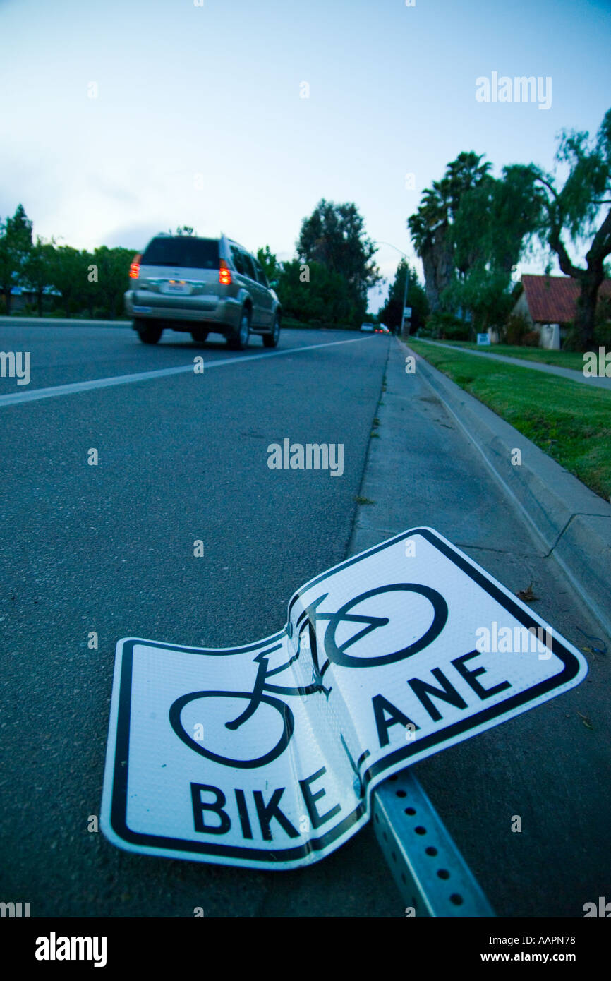 Bicycle bike route sign accident bike safty safe Stock Photo - Alamy