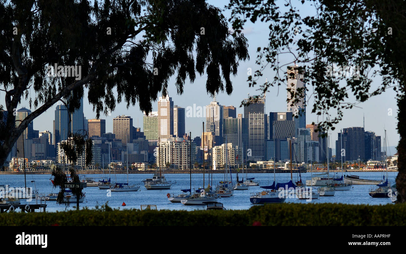 Melbourne City Buildings and Boats Stock Photo - Alamy