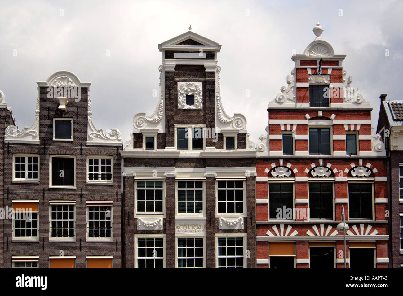 Dutch gable end hi-res stock photography and images - Alamy