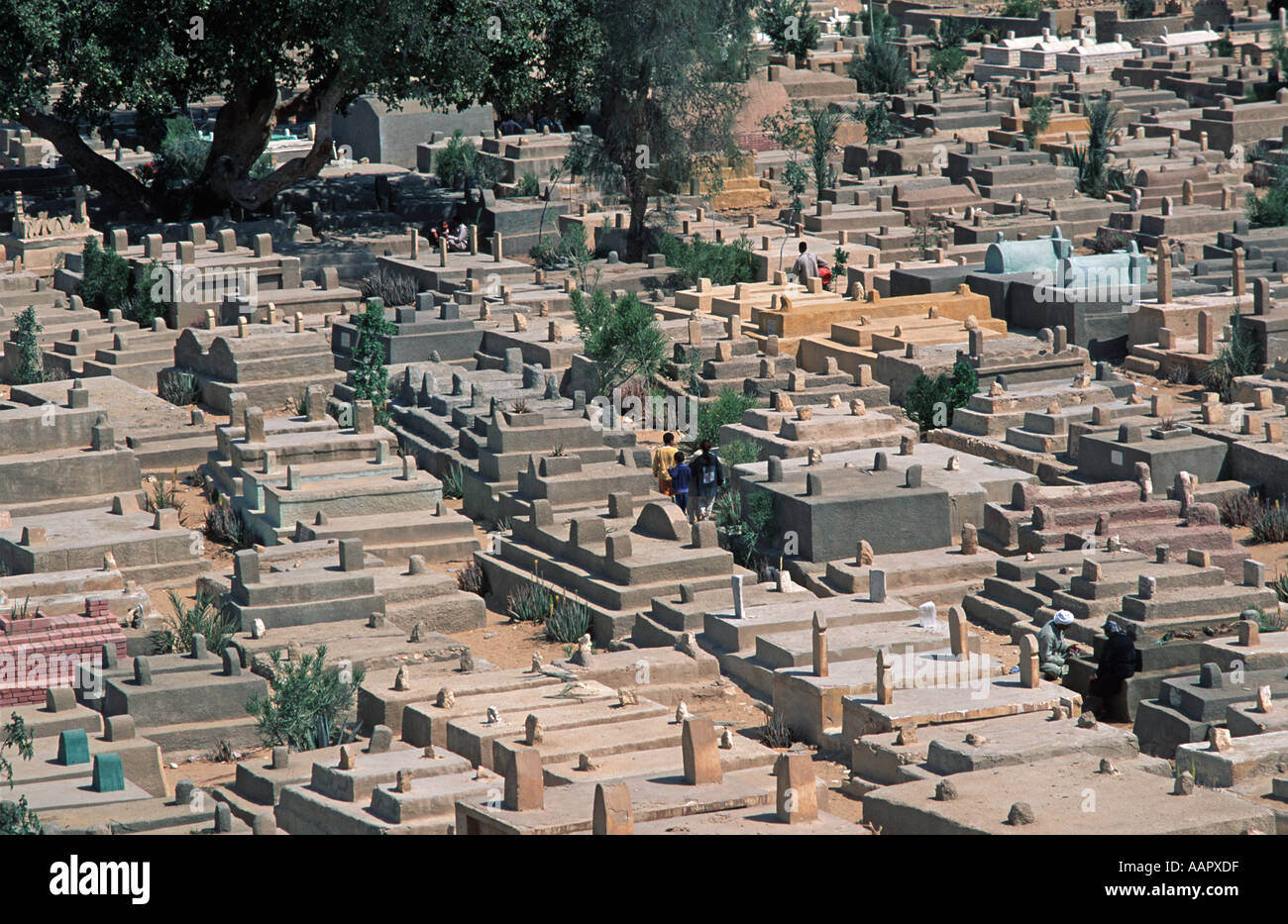 Egypt cemetery hi-res stock photography and images - Alamy