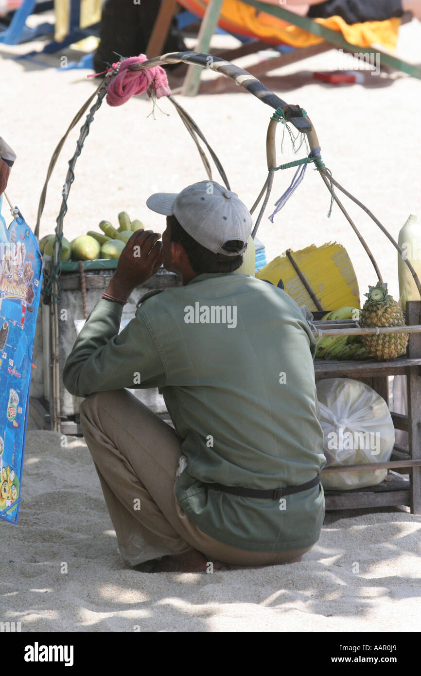 Squat sqatting hi-res stock photography and images - Alamy