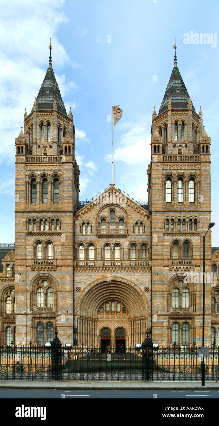 Exterior view of the Natural History Museum London Stock Photo - Alamy