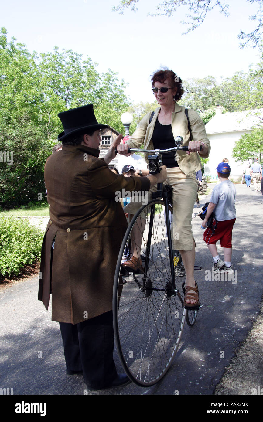 War bicycle hi-res stock photography and images - Alamy