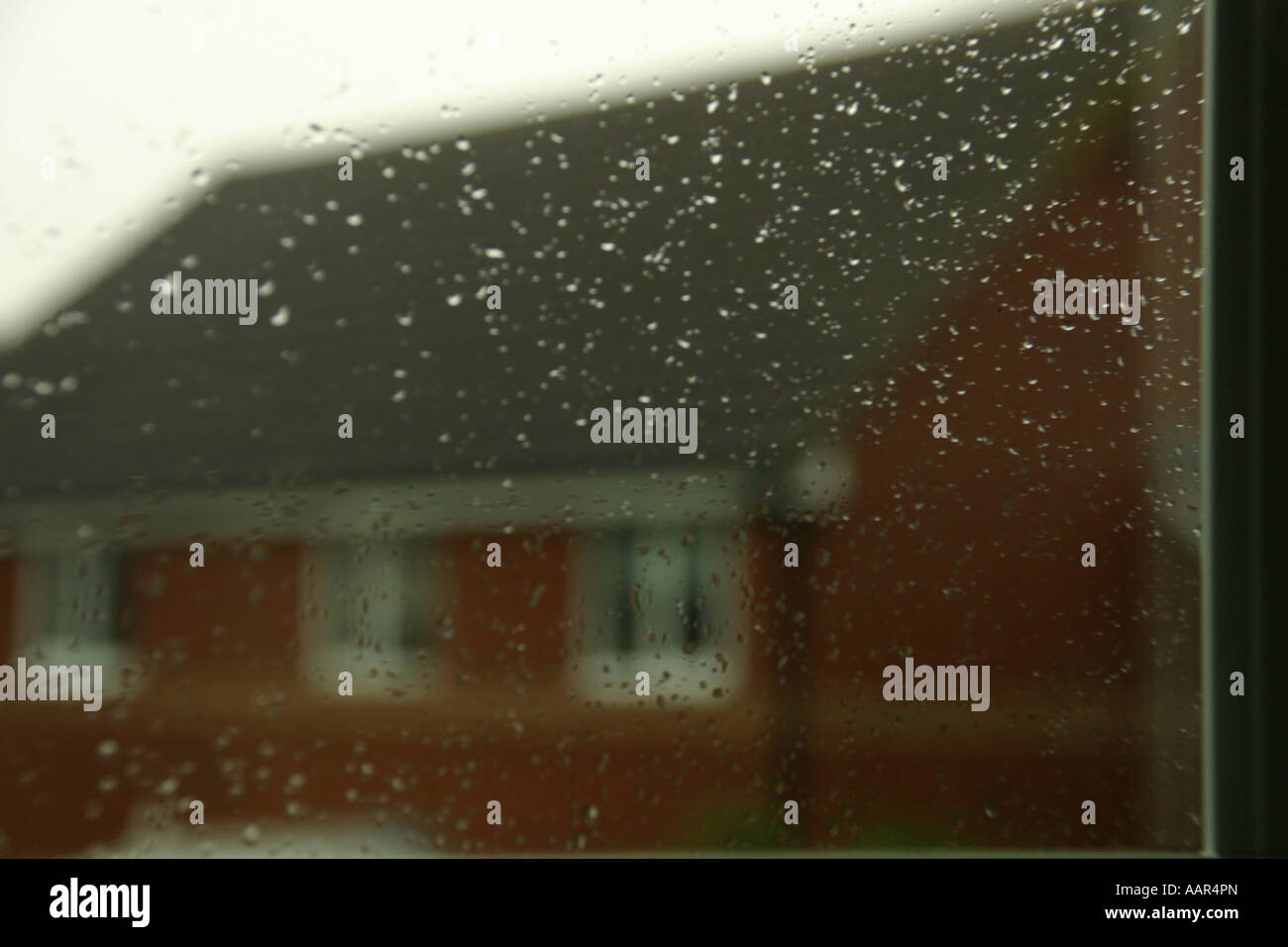 Rain streaked window hi-res stock photography and images - Alamy