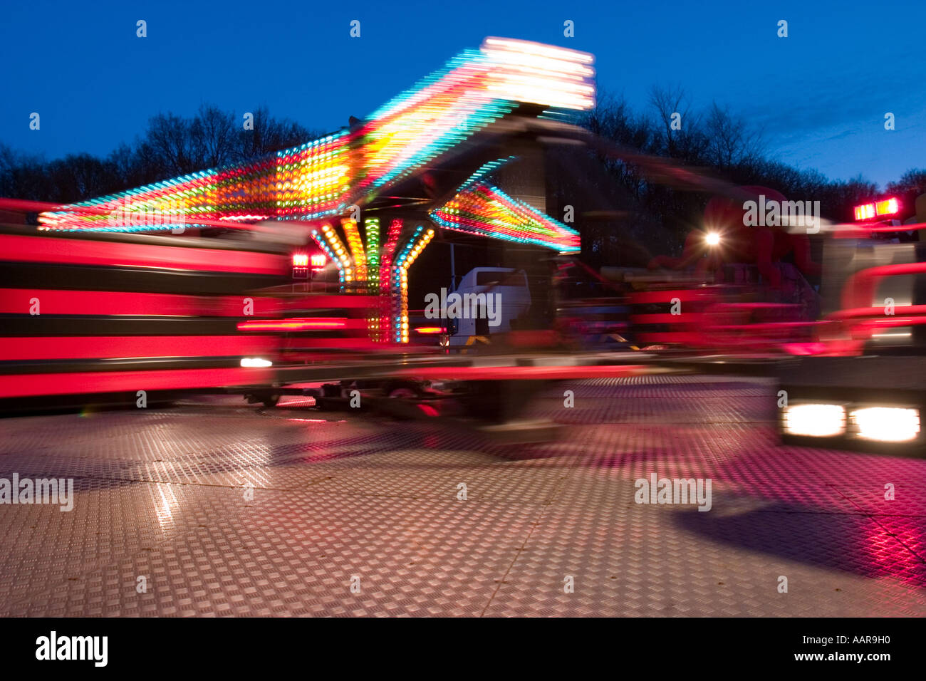 Travelling funfair in Springhead Park Rothwell Leeds Stock Photo - Alamy