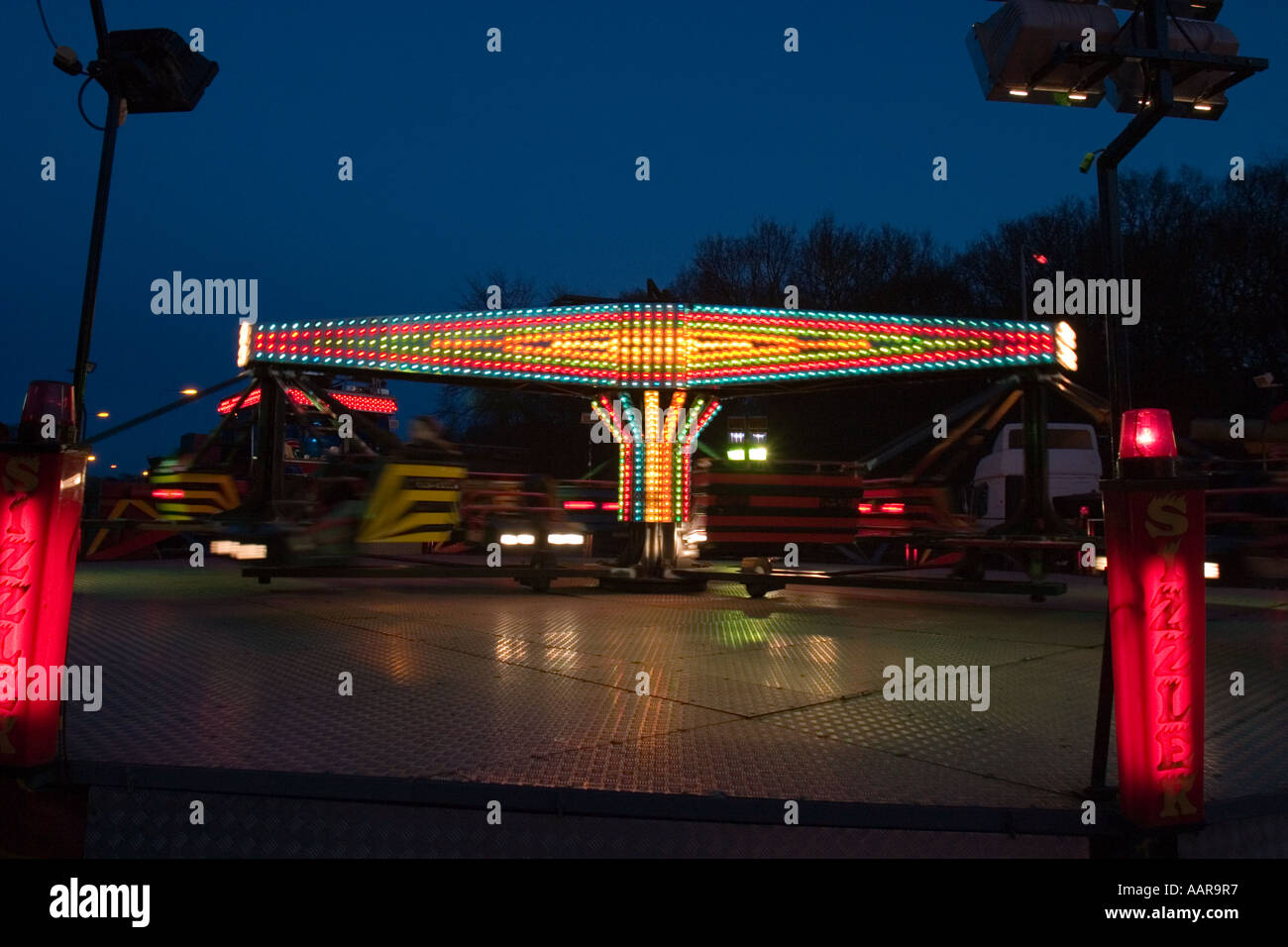 Travelling funfair in Springhead Park Rothwell Leeds Stock Photo - Alamy