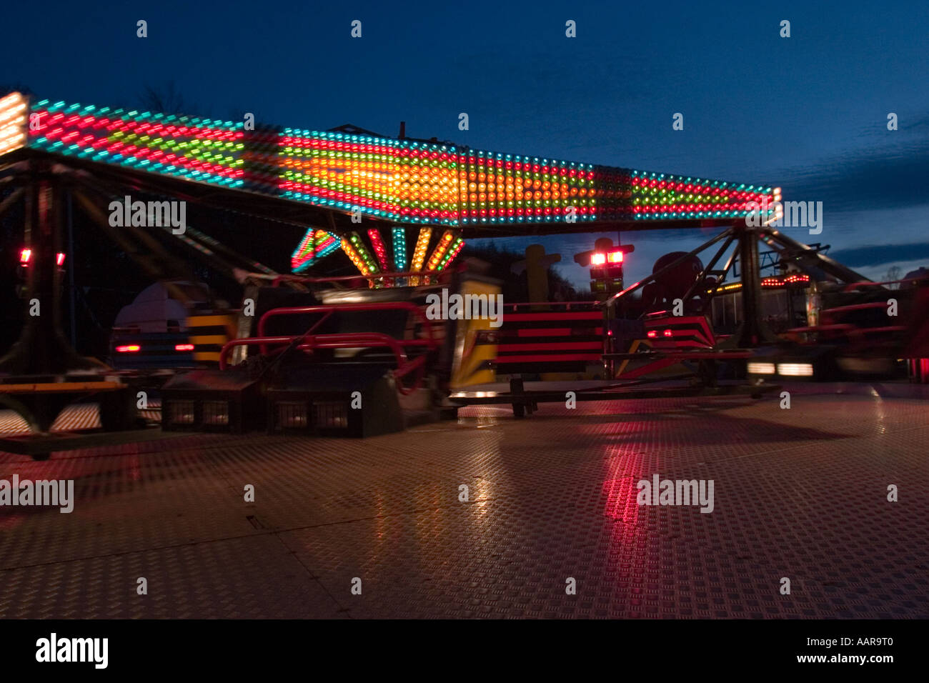 Travelling funfair in Springhead Park Rothwell Leeds Stock Photo - Alamy