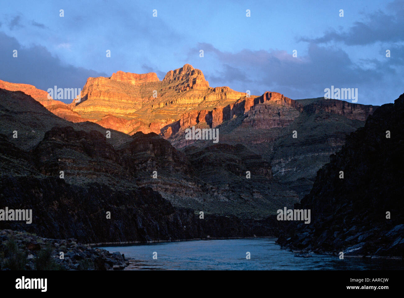 The sun sets over the GRAND CANYON NATIONAL PARK near SHINUMO CREEK ...