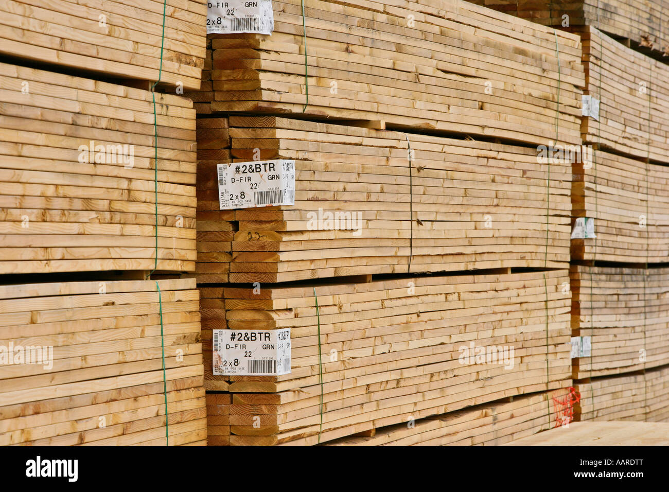 Lumber yard materials hi-res stock photography and images - Alamy