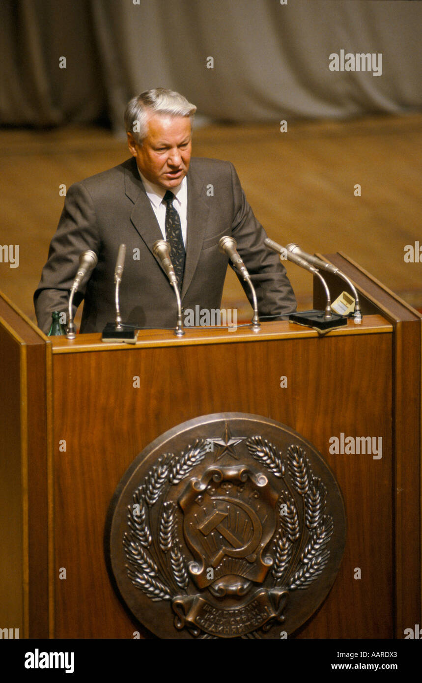 BORIS YELTSIN BORIS YELTSIN IN RUSSIAN PARLIAMENT AFTER HARDLINERS ...