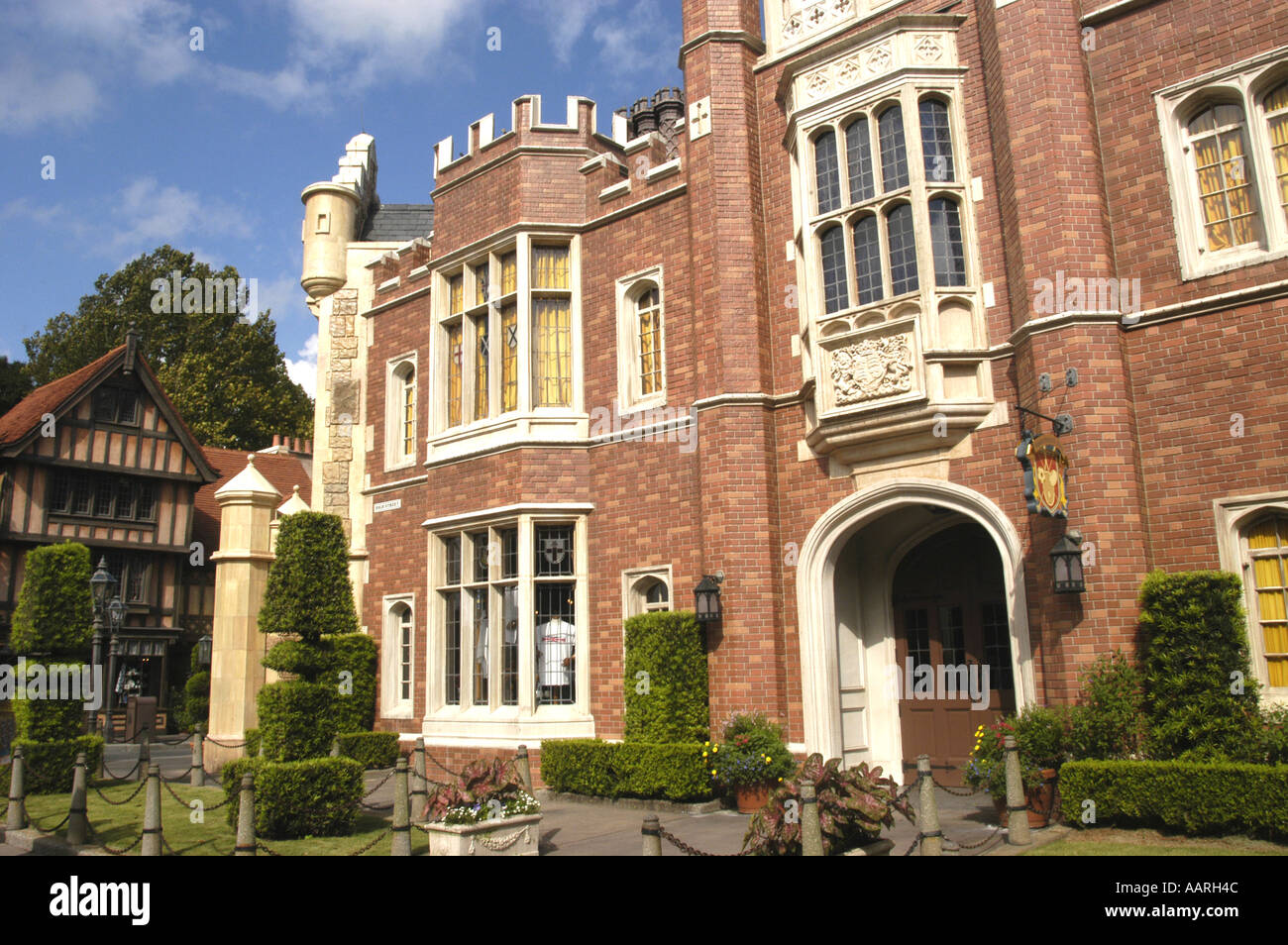 Landmark at epcot theme park hi-res stock photography and images - Alamy