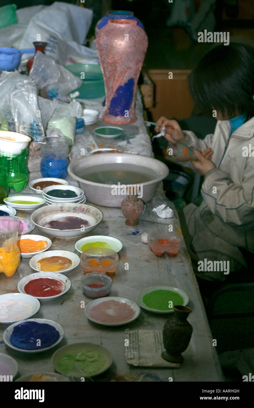 Diversity of dyes used in the traditional chinese vase painting Beijing ...
