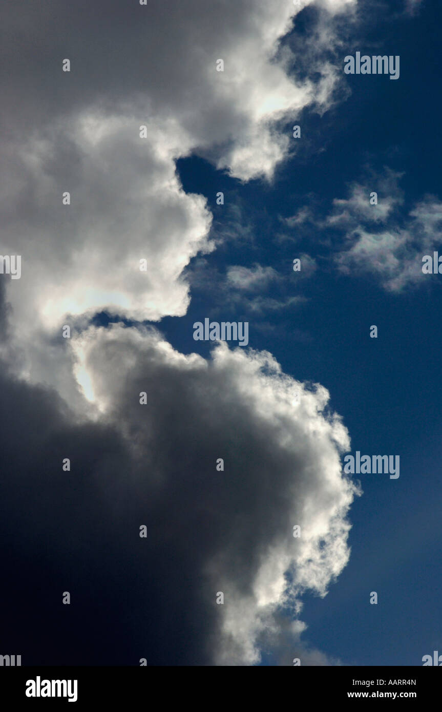 Blue Sky & Dramatic Cloud Formations Stock Photo - Alamy