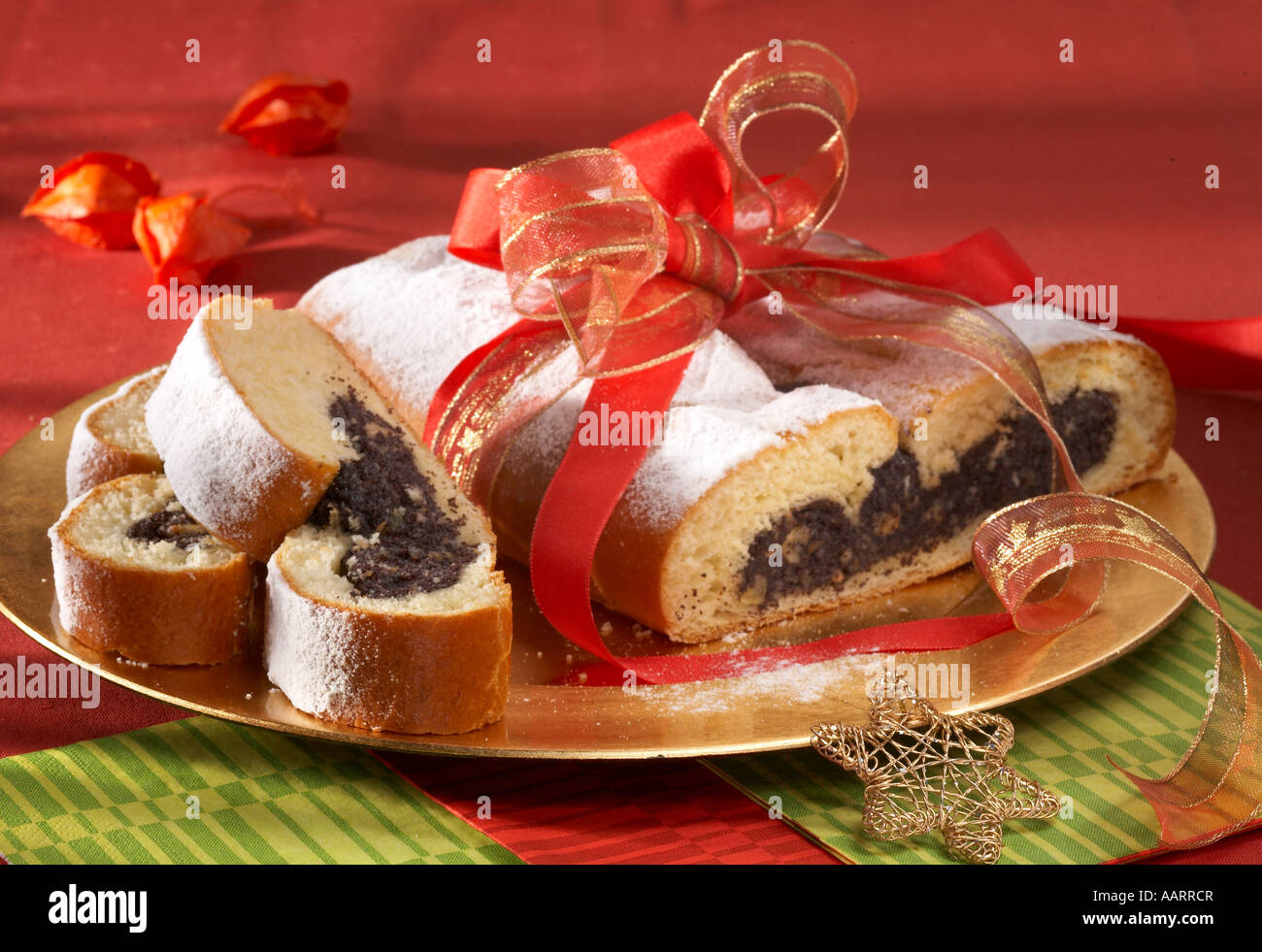 Fine Poppy Roll Stock Photo - Alamy