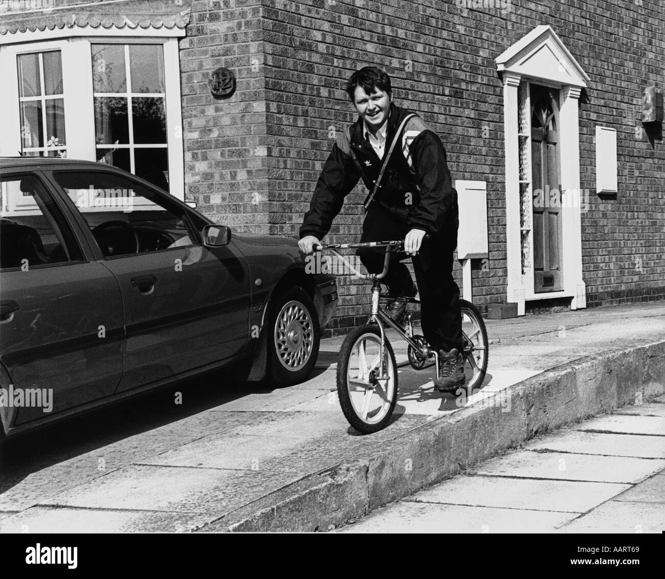 Newspaper delivery boy hi-res stock photography and images - Alamy