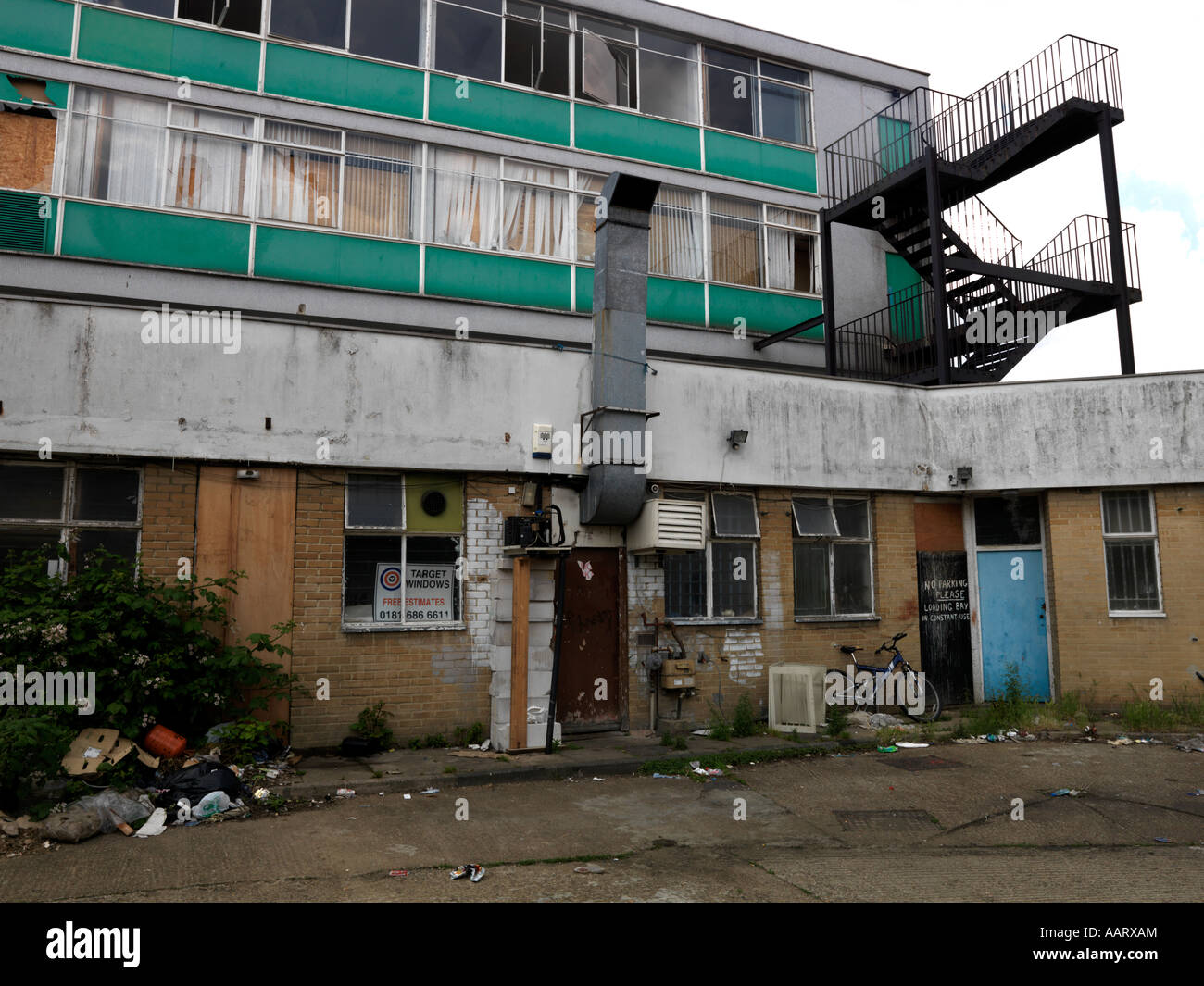 Derelict Building Waiting Demolition Stock Photo - Alamy