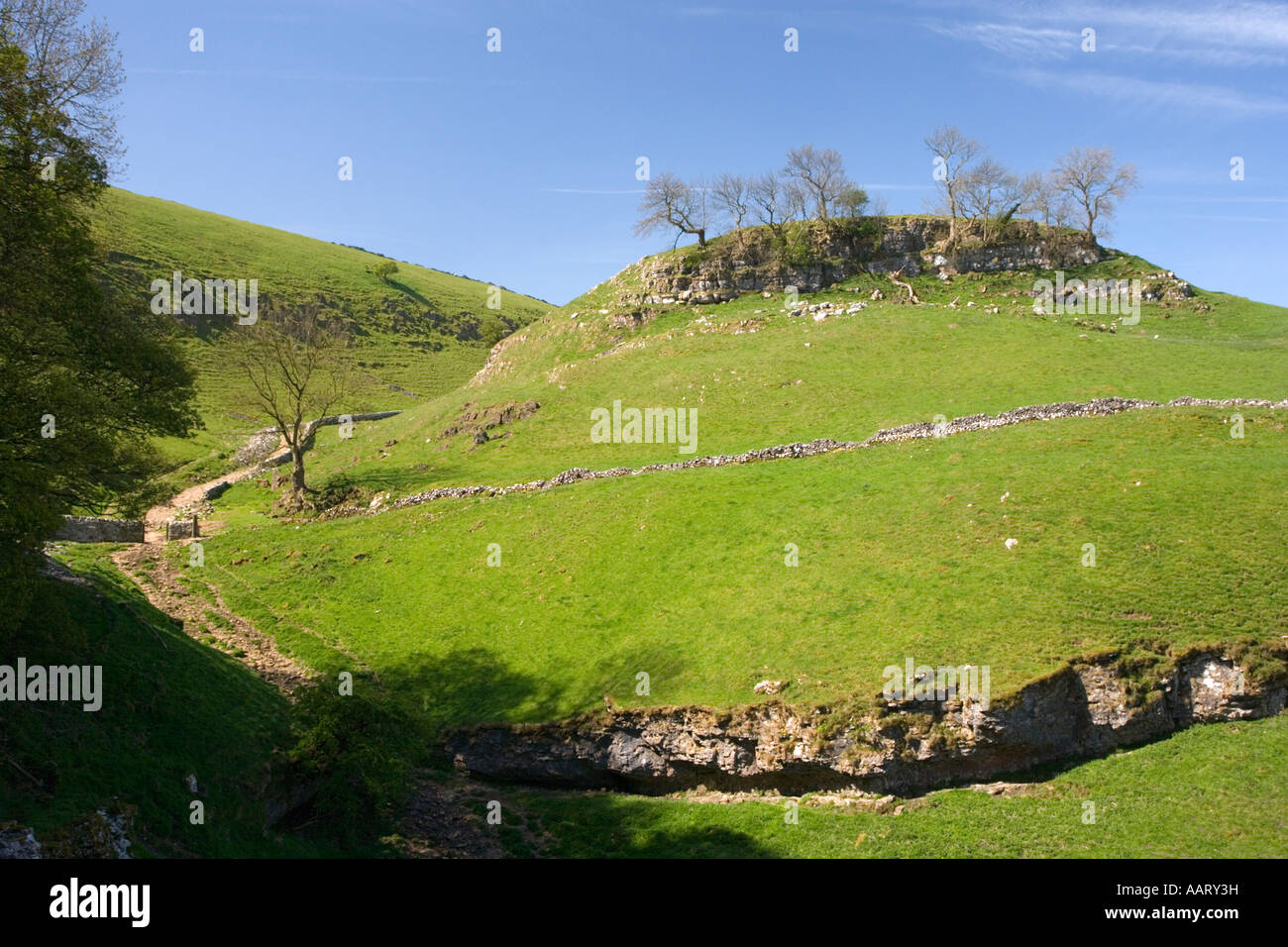 View of CaveDale at Castleton in the Peak District in Derbyshire Stock ...