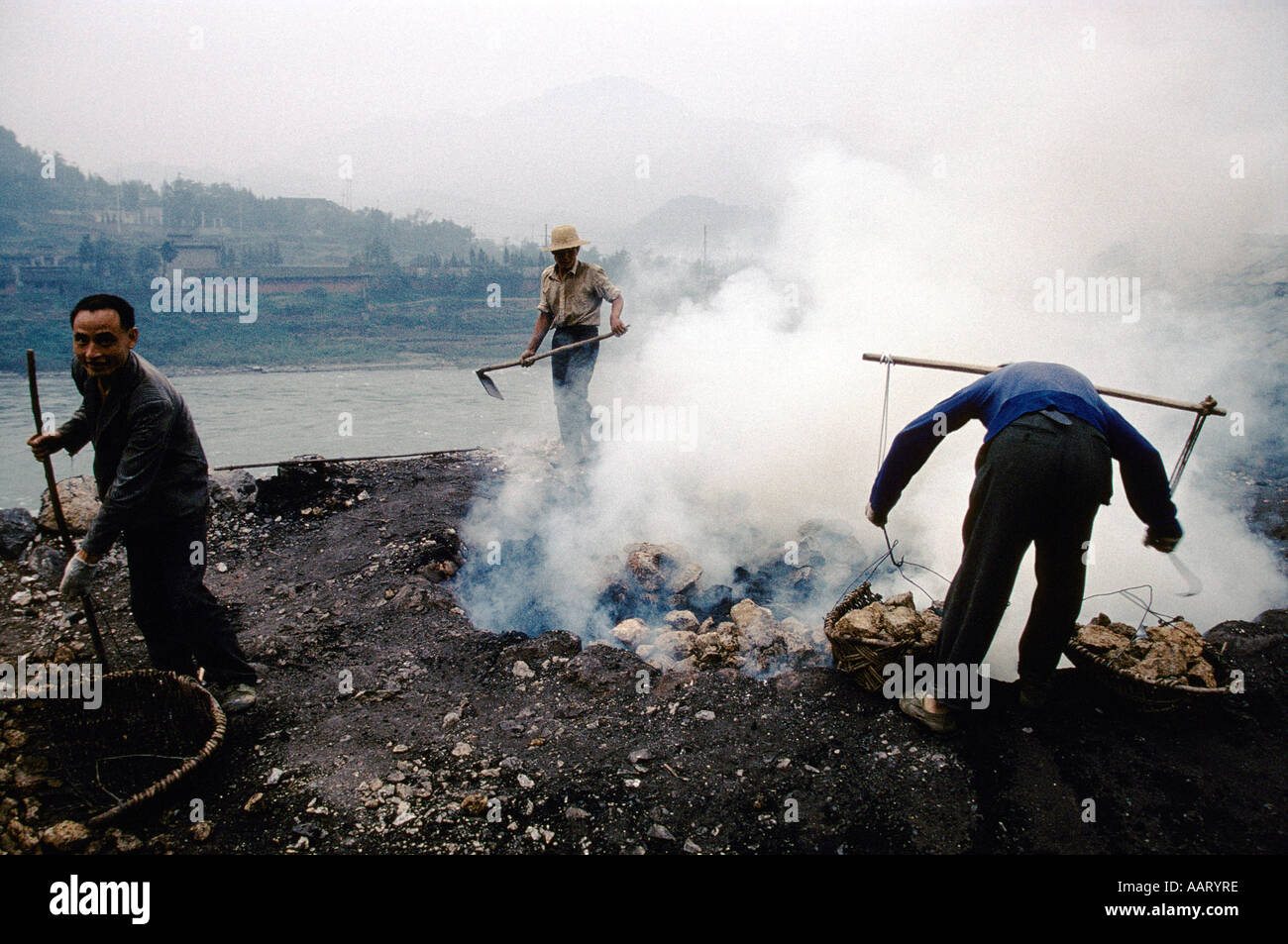 CHINA S ECONOMIC REFORMS 1998 Stock Photo - Alamy