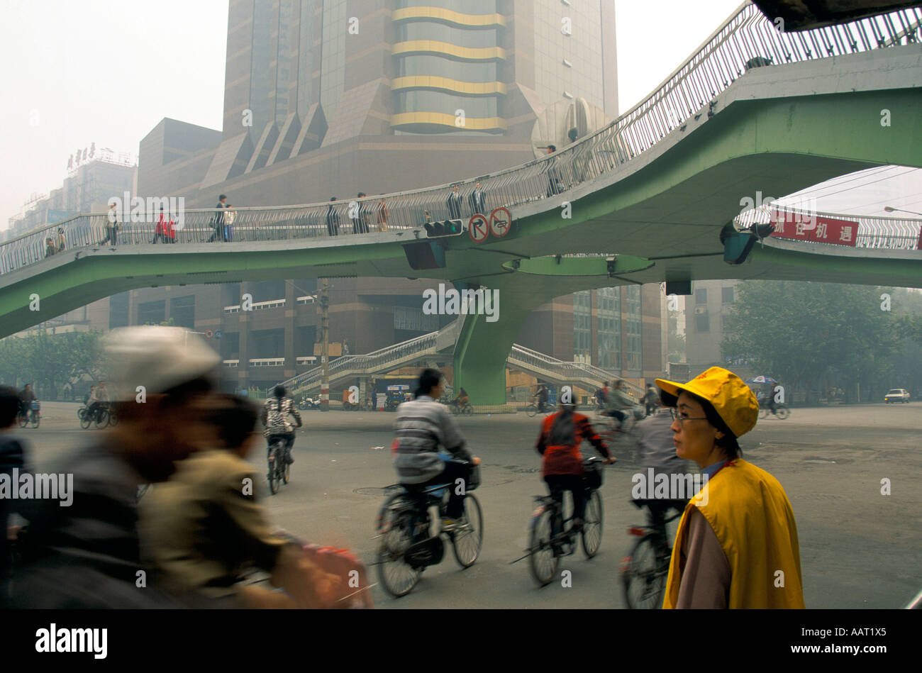 SECHUAN PROVINCE CHINA 1998 A BRIDGE SPANS THE MAIN ROAD IN CHENGDU ...