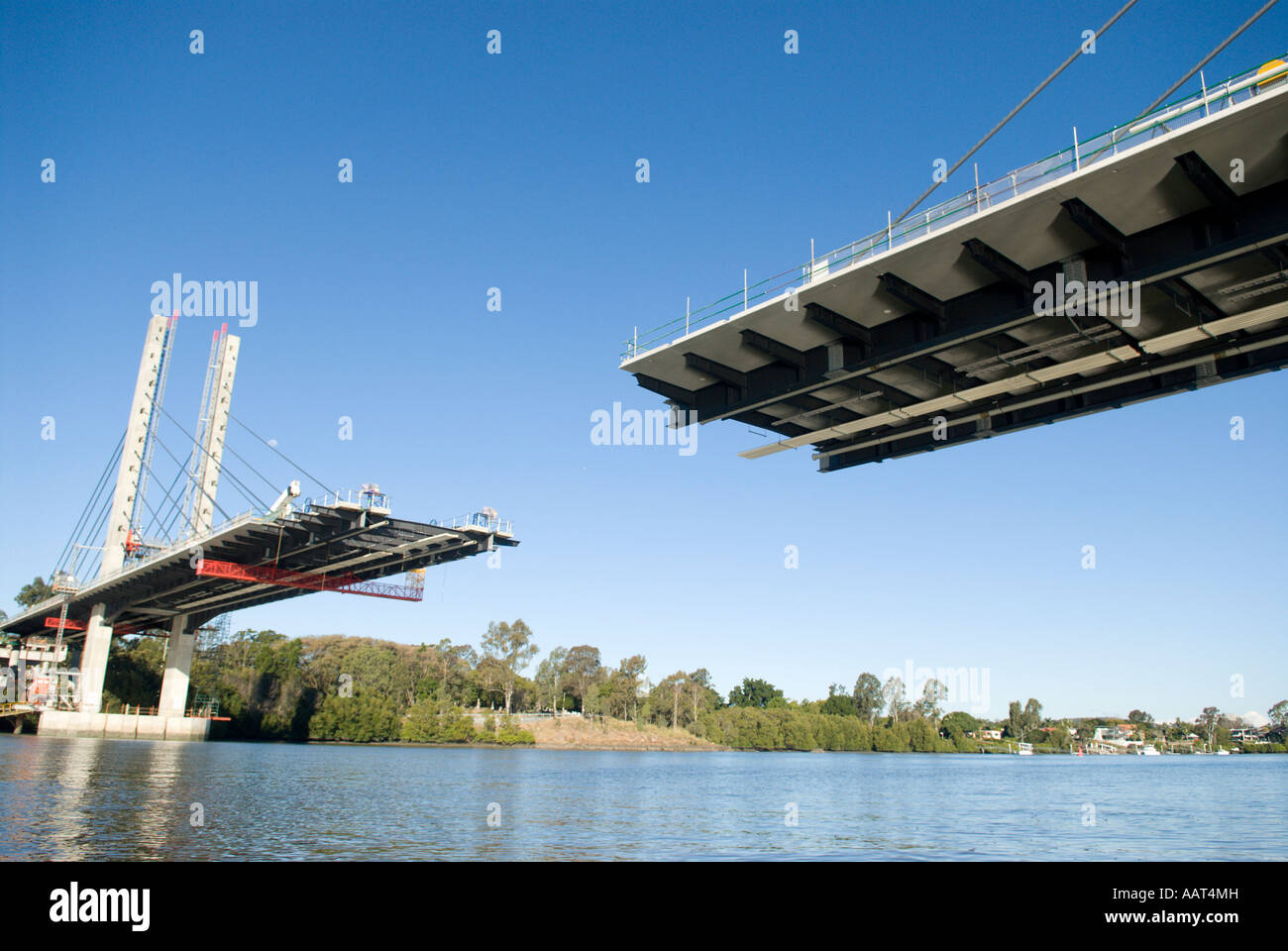 Eleanor Schonell Bridge under construction between Dutton Park and ...