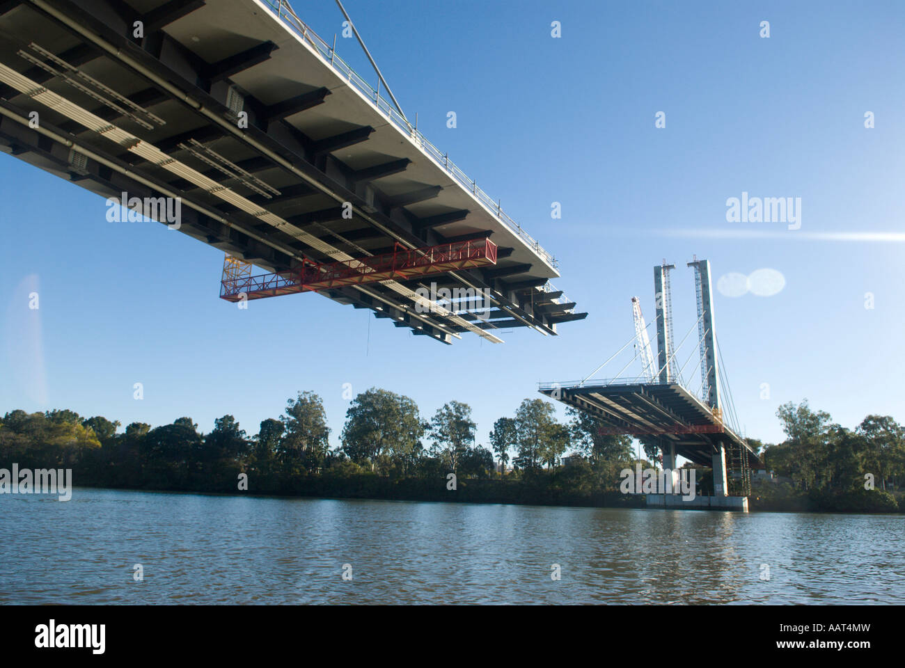 Eleanor Schonell Bridge under construction between Dutton Park and University of Queensland ...