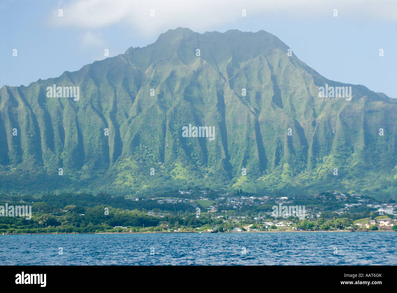 Koolau Mountains from Kaneohe Bay, Oahu, Hawaii Stock Photo - Alamy