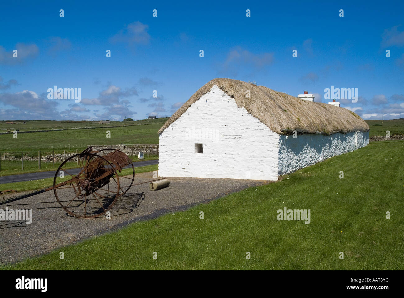 Longhouse farmstead hi-res stock photography and images - Alamy