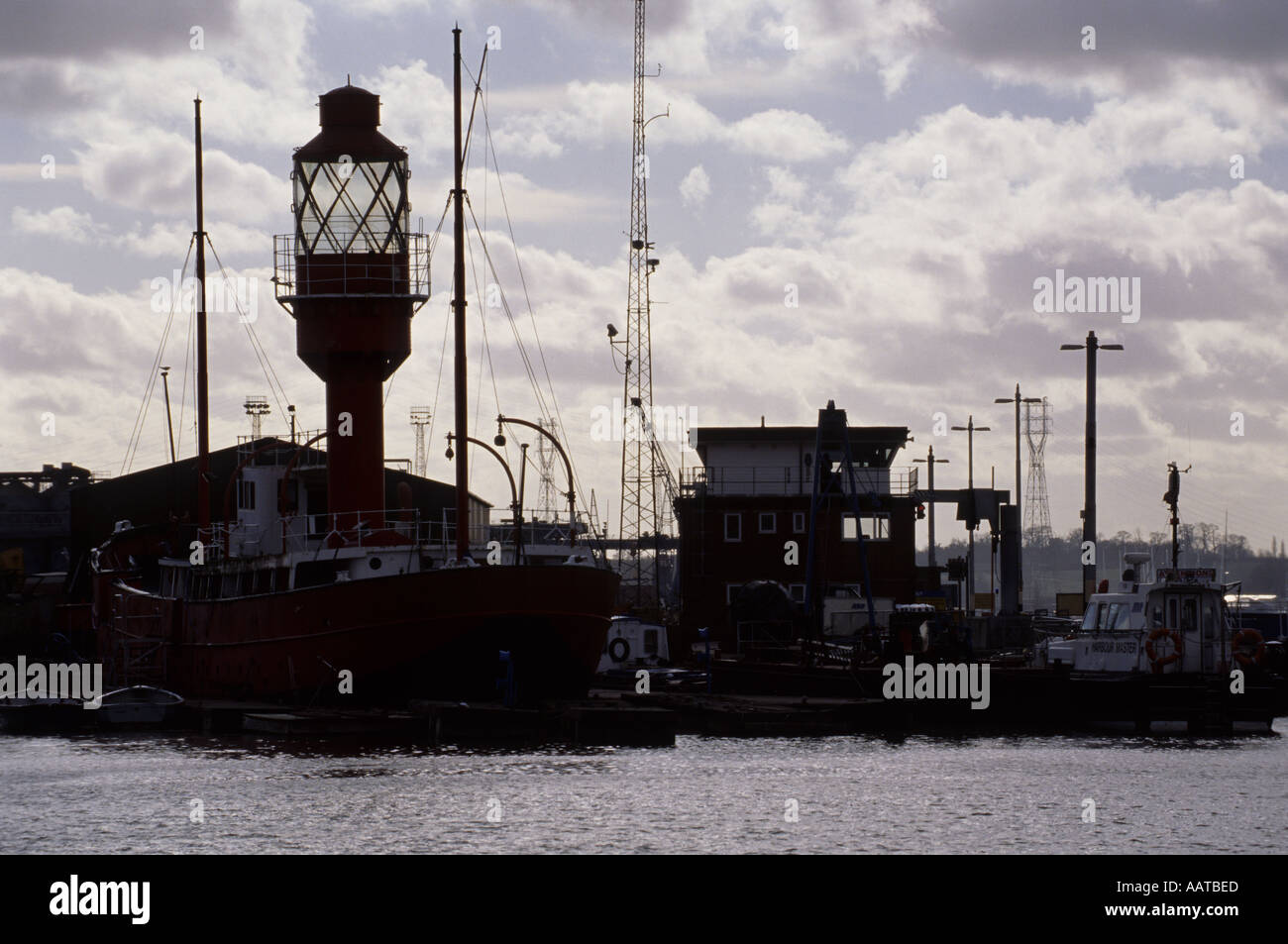 Silhouette of Ipswich Wet Dock Stock Photo - Alamy