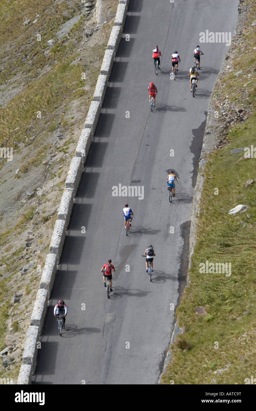 cyclists in the annual Stelvio Bike day to the mountain pass of ...
