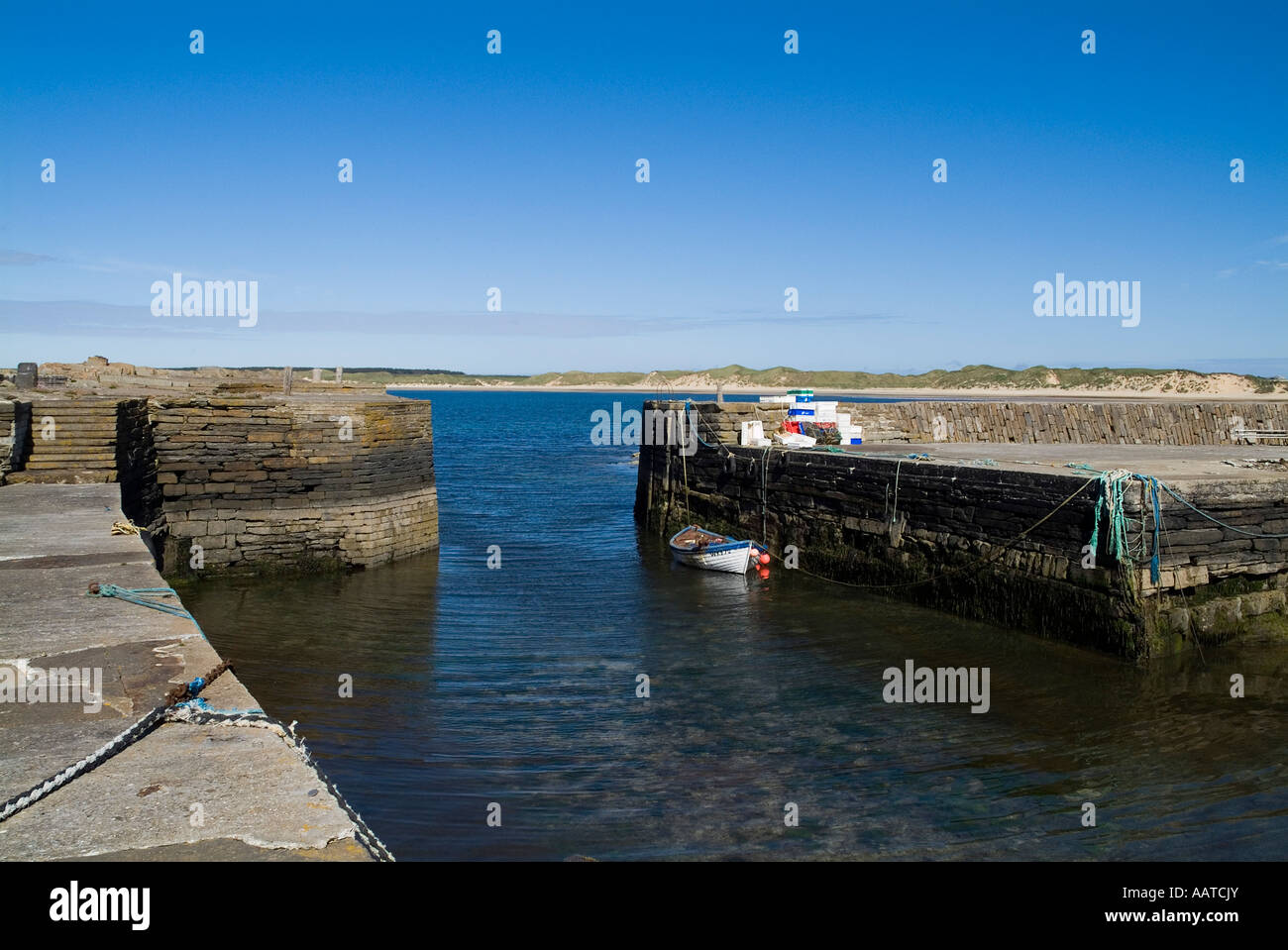 dh Caithness flagstone harbour CASTLETOWN CAITHNESS Dunnet Bay coastal ...