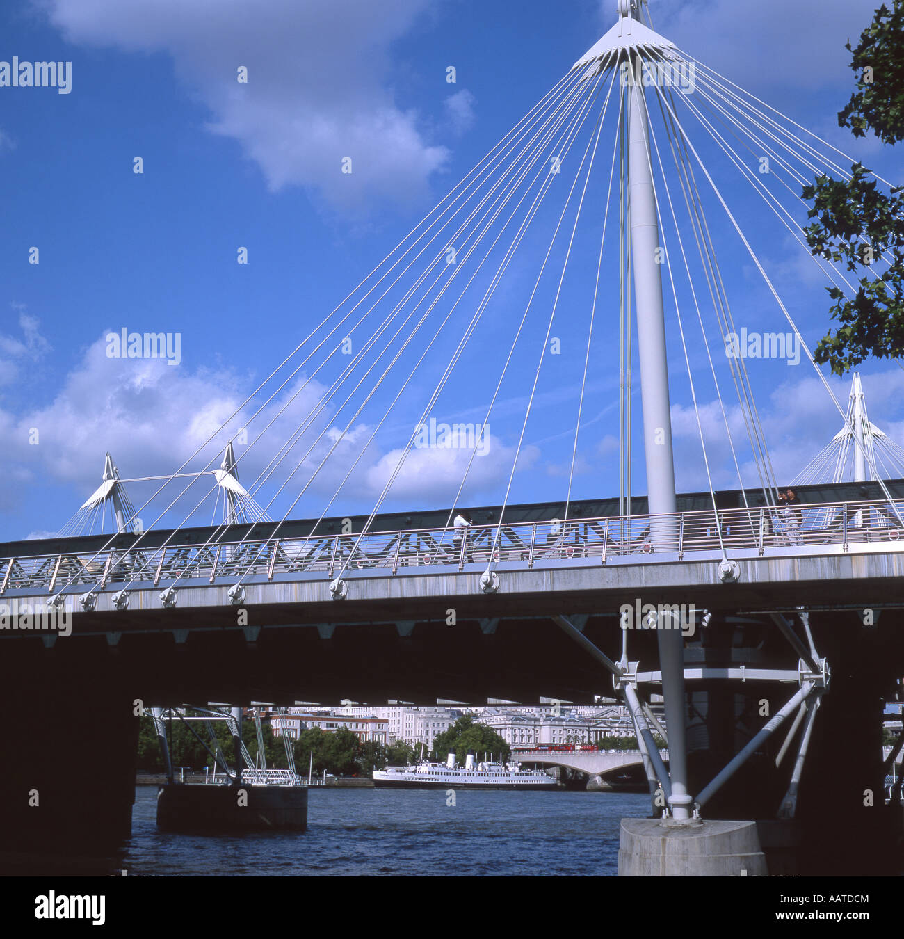 Triangular support structure hi-res stock photography and images - Alamy