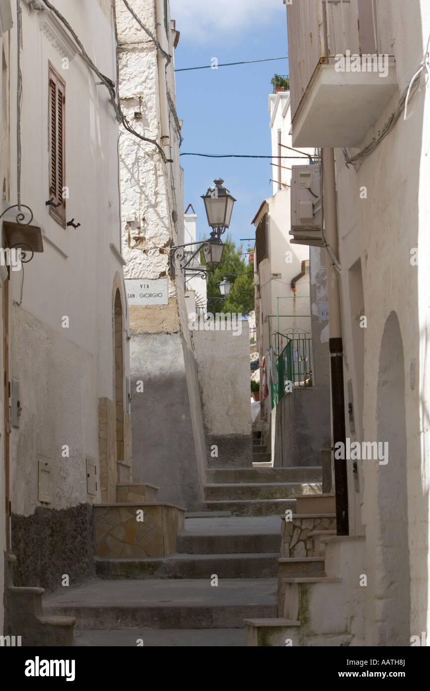 narrow pedestrian street of Vieste, Gargano, Puglia, Italy Stock Photo ...