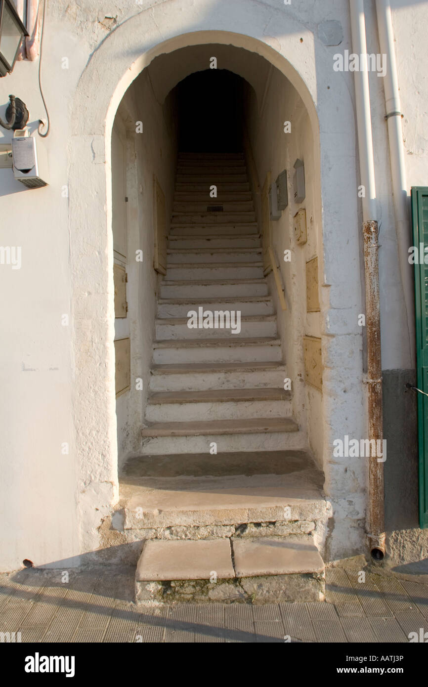 Entrance step hi-res stock photography and images - Alamy
