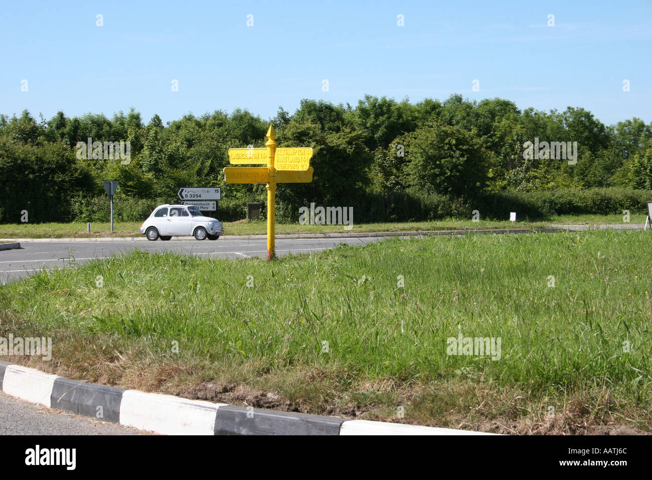 red yellow post Stock Photo - Alamy