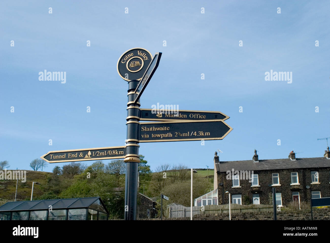 Marsden canal hi-res stock photography and images - Alamy