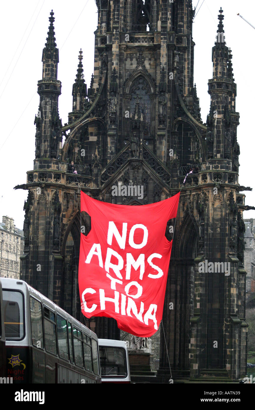 No arms trade hi-res stock photography and images - Alamy