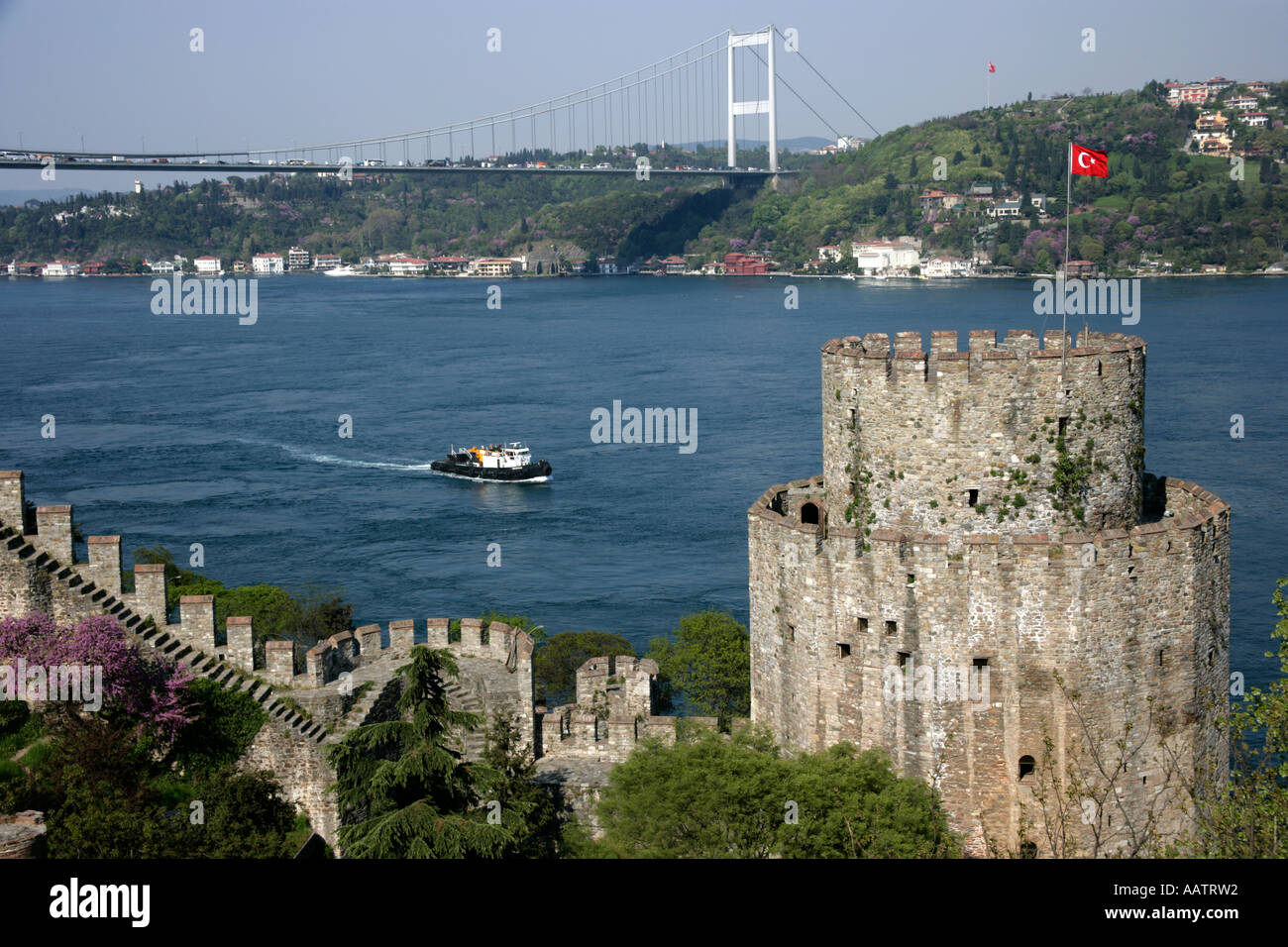 RUMELI HISARI FORTRESS ON THE BOSPHORUS, ISTANBUL, TURKEY Stock Photo ...