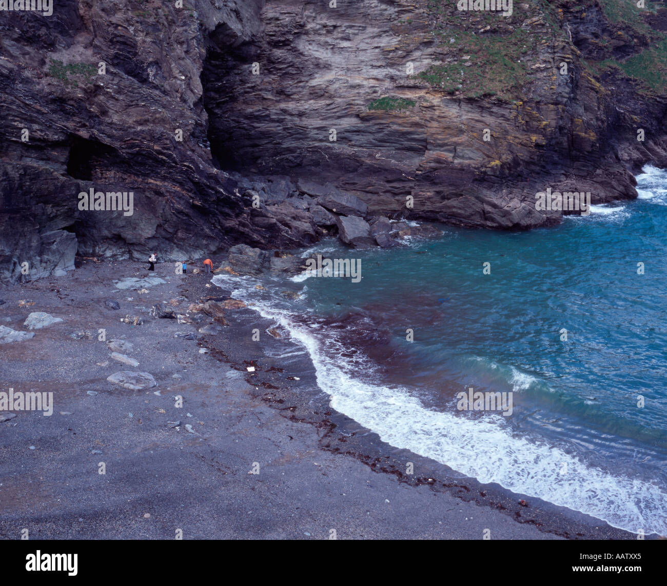 Merlin wizard cave hi-res stock photography and images - Alamy