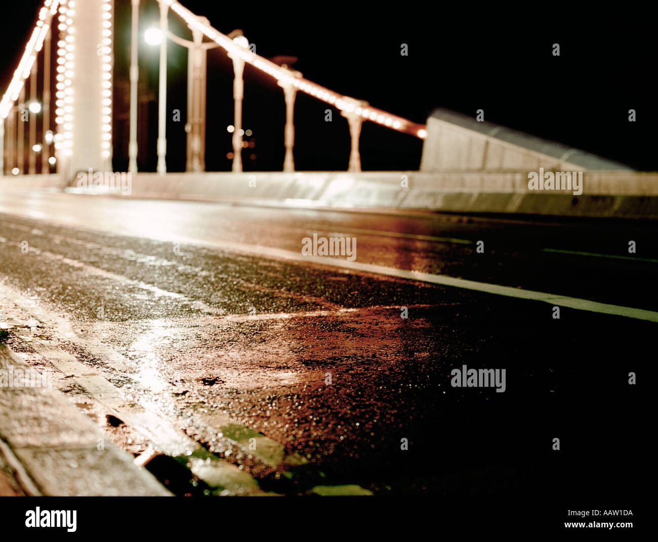 Bridge at night time Stock Photo - Alamy